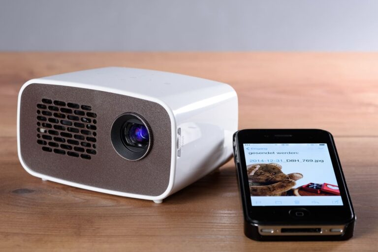 Aprendé a conectar tu proyector por Bluetooth fácilmente - Bidcom News Aprendé a conectar tu proyector por Bluetooth fácilmente - Bidcom News